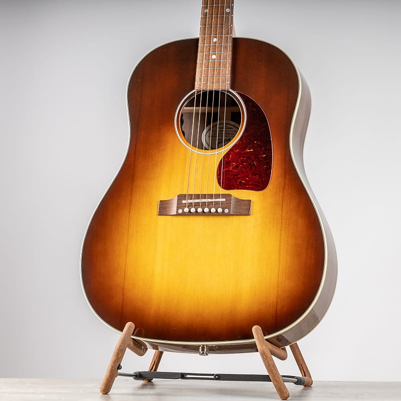 Gibson J-45 Studio Walnut, Walnut Burst | Demo | Reverb