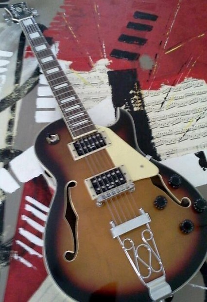 Windaroo Hollowbody Jazz Guitar Sunburst | Reverb