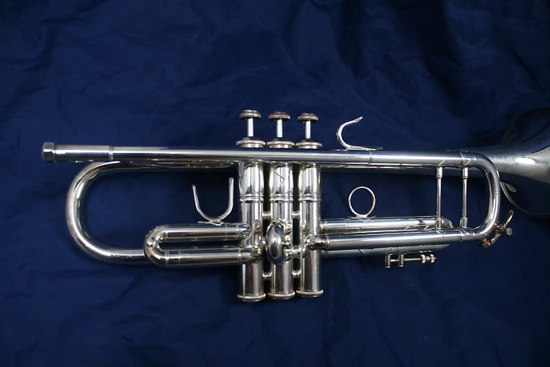 Bach 180S37 Stradivarius Series Bb Trumpet 1988 - Silver | Reverb