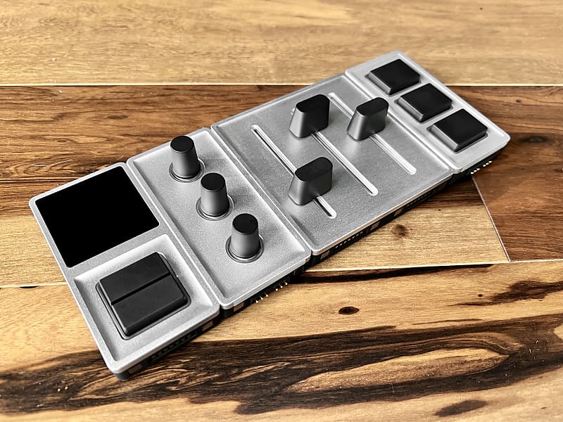 Monogram Traveler Console - USB MIDI Controller - MINT | Reverb