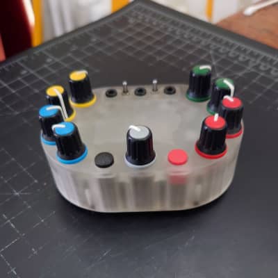 Chimera BC-9 Mini Synthesizer | Reverb