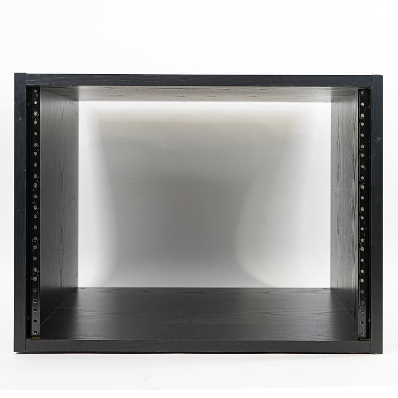 8 Space Wooden Rack Cabinet for Audio Effect Processors - | Reverb