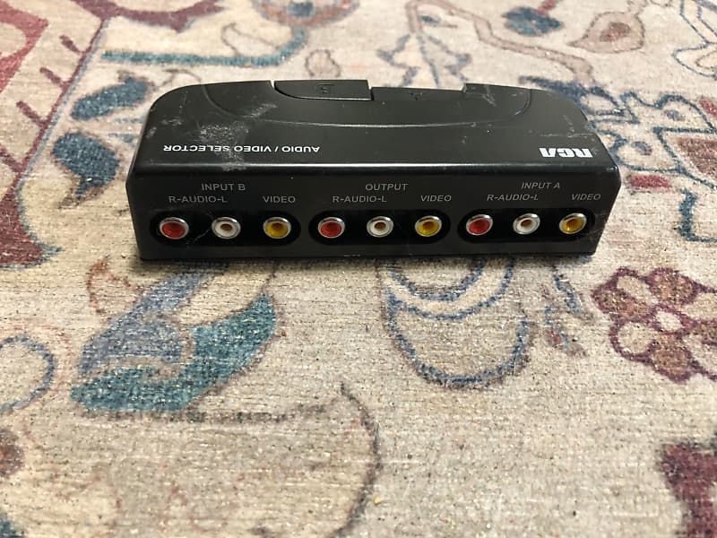Radio Shack 2-Way Stereo Audio/Video Switch Composite | Reverb