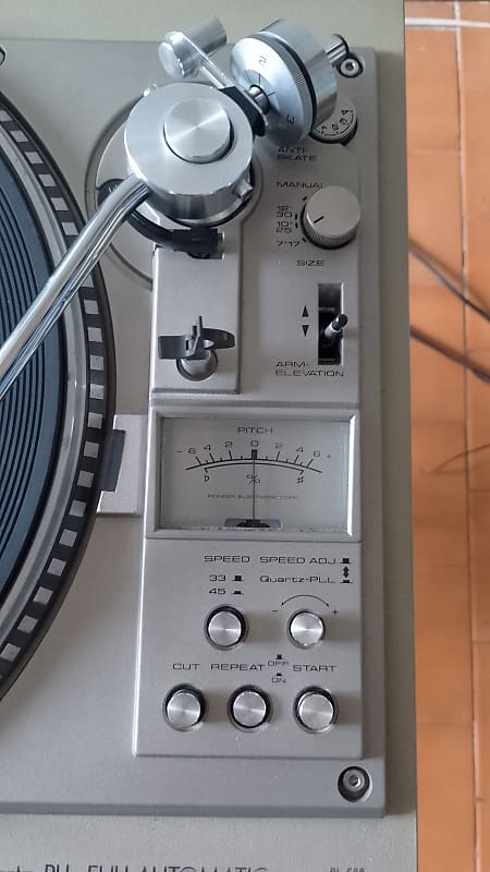 PIONEER PL-560 QUARTZ-PLL TURNTABLE | Reverb