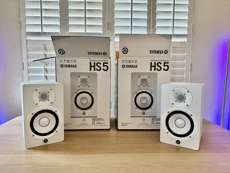 Yamaha HS5 5" Powered Studio Monitor (Pair) 2015 - Present - | Reverb