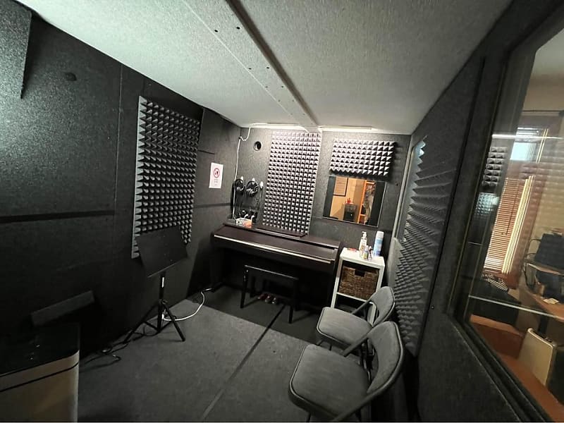 Whisper Room MDL 10284 E 8.5 x 7ft 2021 | Reverb