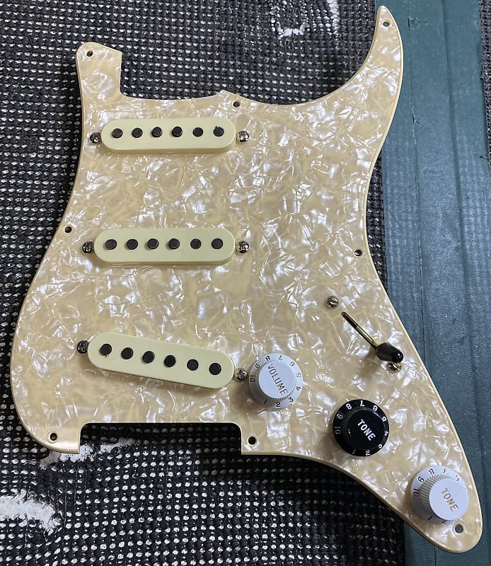 Warmoth Loaded Pickguard - Fender 016730 Pickups | Reverb