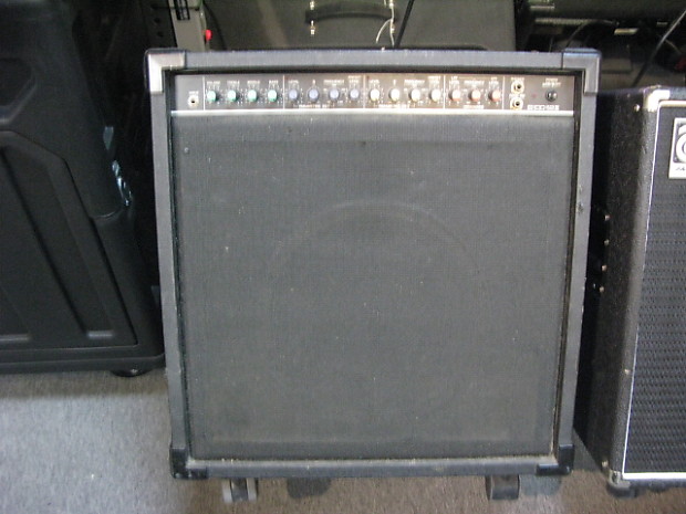 Yamaha B100-112 III | Reverb