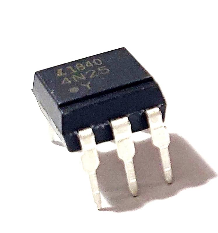 4N26 Optocoupler, Phototransistor Output, with Base | Reverb