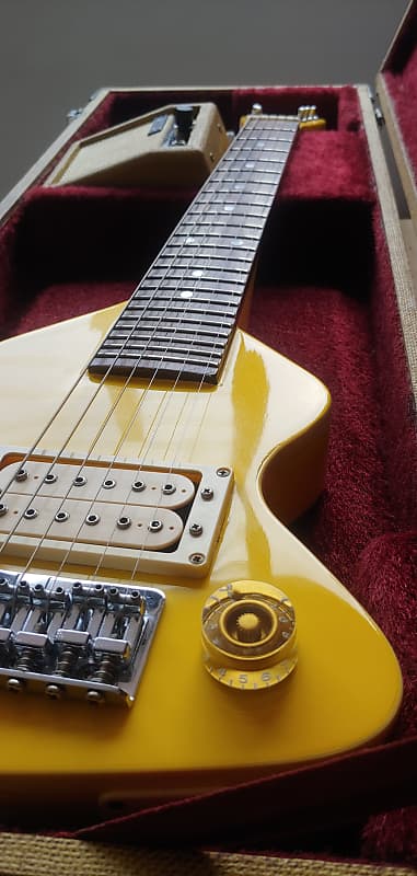 80's Chiquita Travel Guitar | Reverb 80's Chiquita Travel Guitar | Reverb