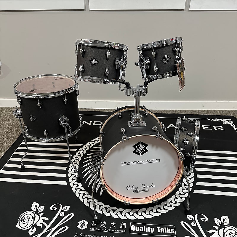 SOUNDWAVE MASTER GALAXY TRAVELER SHELL PACK DARK NIGHT SILVER | Reverb