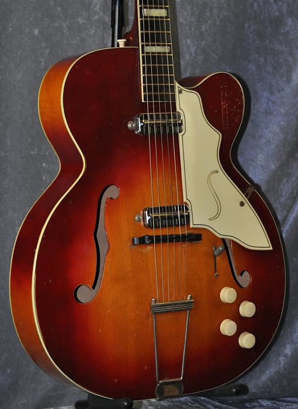 Silvertone Archtop Aristocrat model 1365. 1954. Sunburst | Reverb