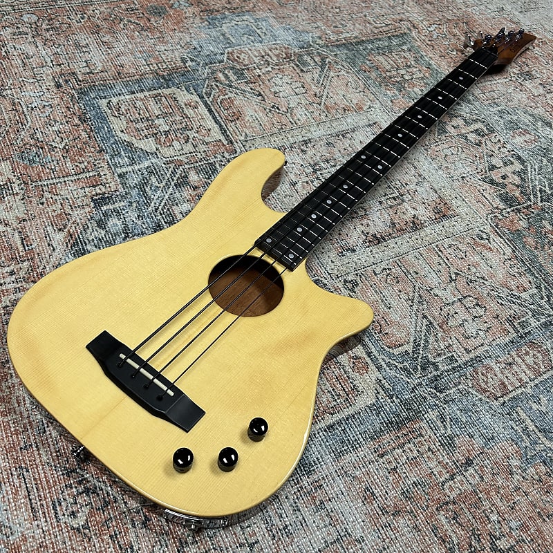 Carvin AC-40 1999 - Natural W/ G&G Case | Reverb