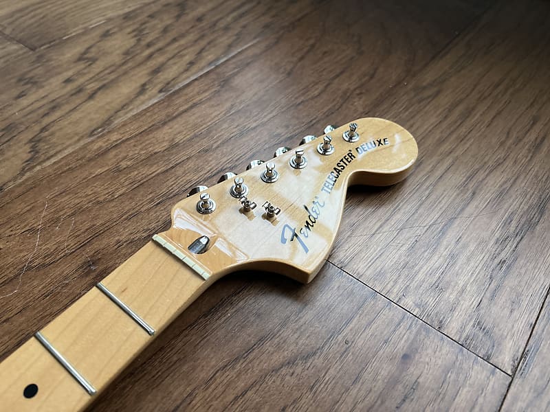 Fender Classic Series '72 Telecaster Deluxe Maple Neck w/ | Reverb