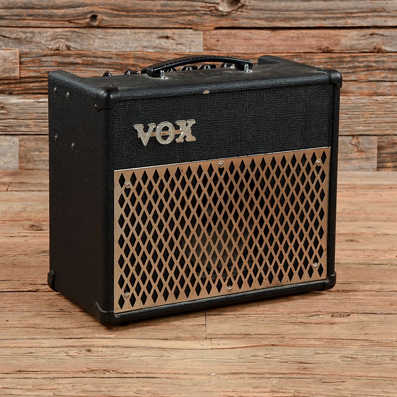Vox DA-15 15-Watt Modeling Guitar Combo Amp | Reverb