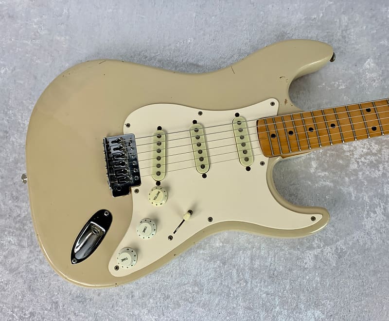 VINTAGE HARMONY H80T SSS STRATOCASTER / AGED WHITE / MAPLE | Reverb