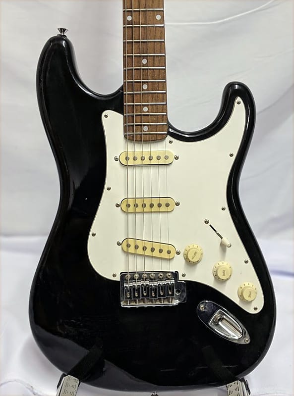 Cruise by VMI Strat Copy Electric Guitar - Black | Reverb Canada