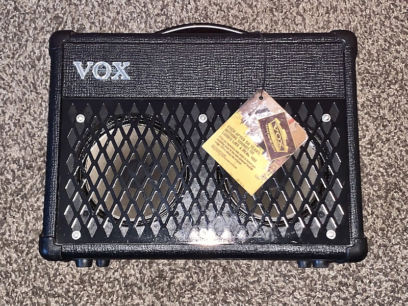 Vox DA 10 Guitar Combo built in effects battery power option | Reverb