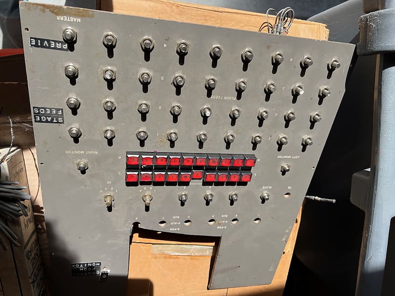 API Custom console panels | Reverb