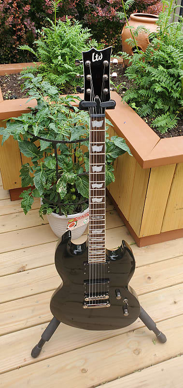 ESP LTD Viper-330 2011 - Black | Reverb