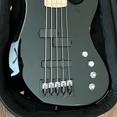 Kiesel Modern J 2024 - Gloss Black | Reverb