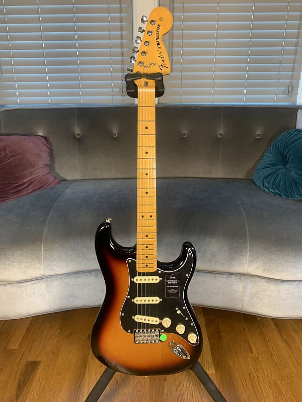 Fender Vintera II Stratocaster w/ bag 2023 - Three-Color | Reverb