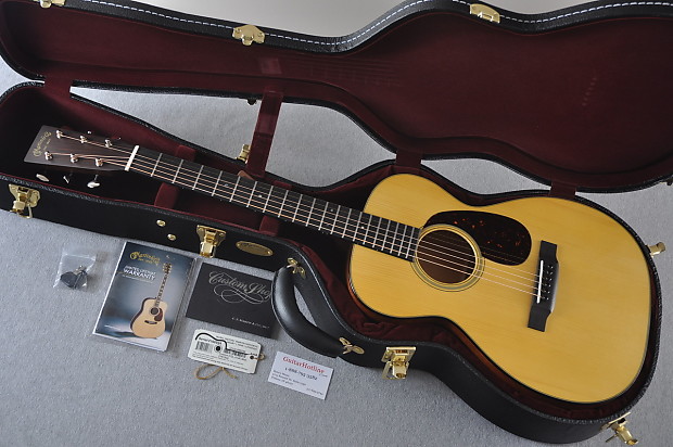 Martin Small Body Acoustic - Custom 0 Style 18 Guitar | Reverb