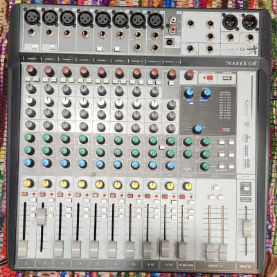 Soundcraft Signature 10 10-Input Mixer with Effects | Reverb