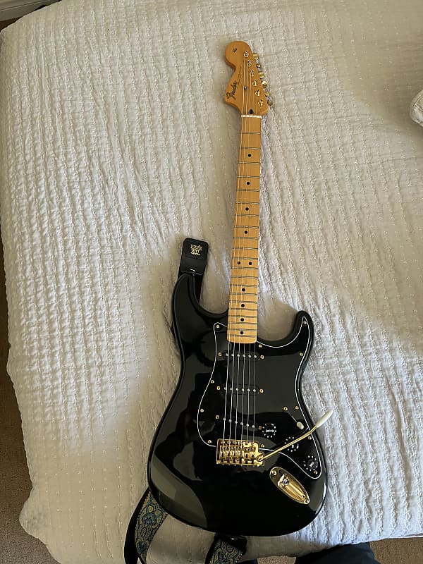 Fender Stratocaster - Reverse headstock! | Reverb