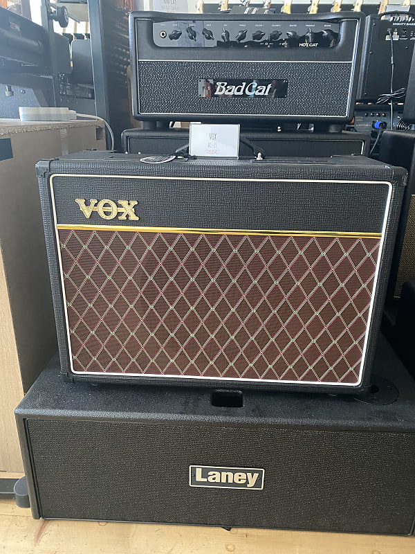 Vox AC15 Combo | Reverb