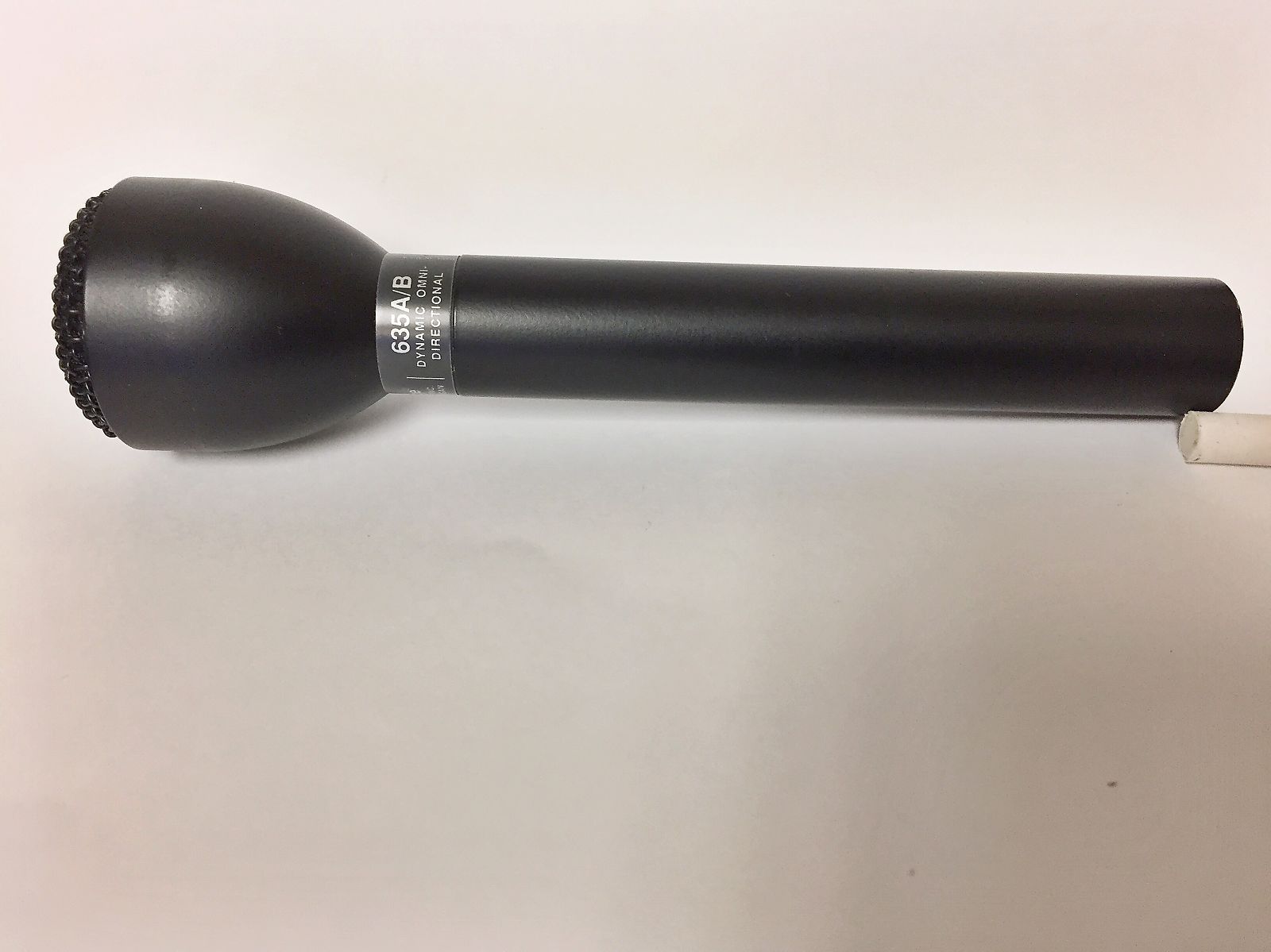 Electro-Voice 635B Omnidirectional Dynamic Microphone | Reverb Canada