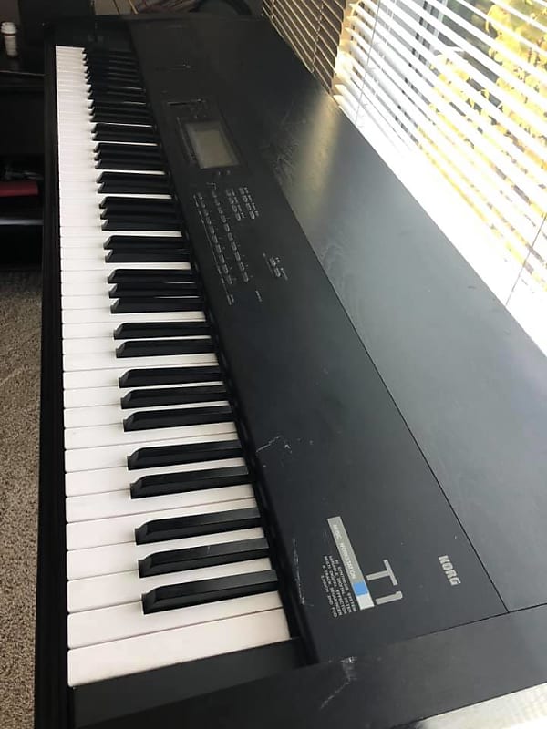 Korg T1 1989 Black | Reverb