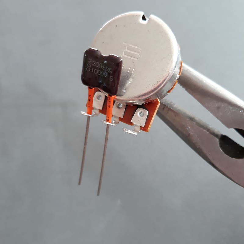 TREBLE BLEED CIRCUIT "G&L" Style 200pF Cornell Dubilier | Reverb