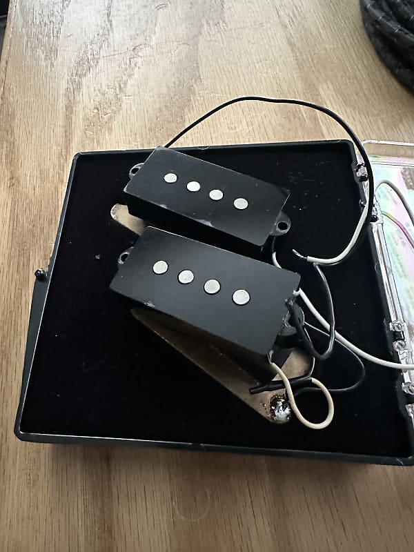 Fender P bass japan pickups 86’ | Reverb