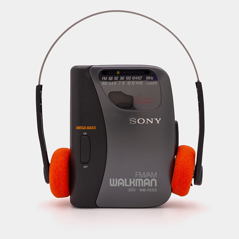 Sony Walkman WM-24, grau/braun, generalüberholt | Reverb Canada