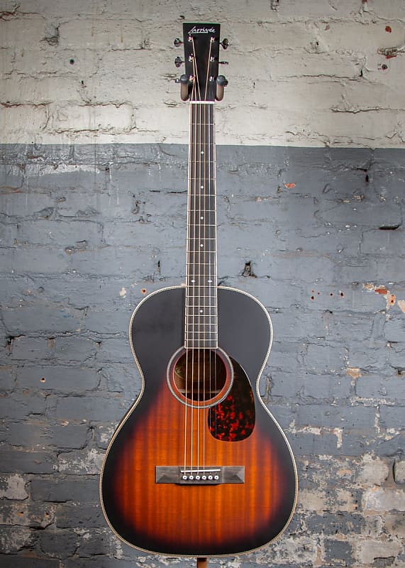 Larrivee 00 - Vintage Sunburst | Reverb