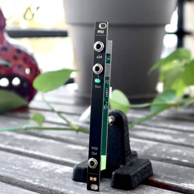 Dusty Clouds PPEXP2 Alternative panel 2023 - | Reverb Deutschland