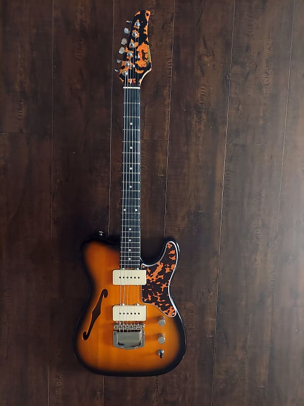 Custom Thinline Telecaster 2022 Sun Burst with Fender | Reverb UK