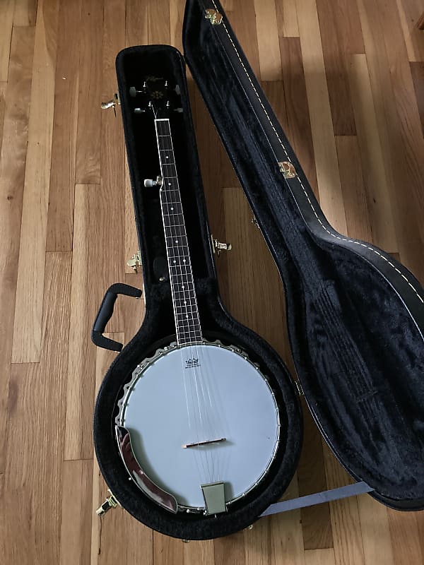 Rogue B30 Banjo w/case MINT!! | Reverb