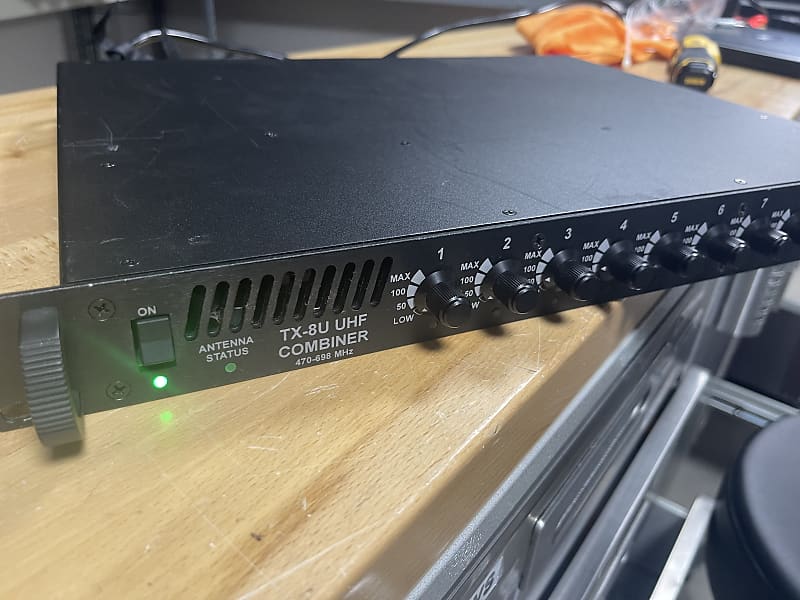 Radio Active Designs TX - 8U UHF Active Transmitter Antenna | Reverb