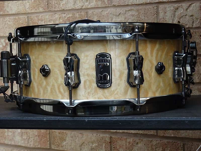 Mapex Black Panther Pegasus Maple/Walnut 5.5X14 | Reverb