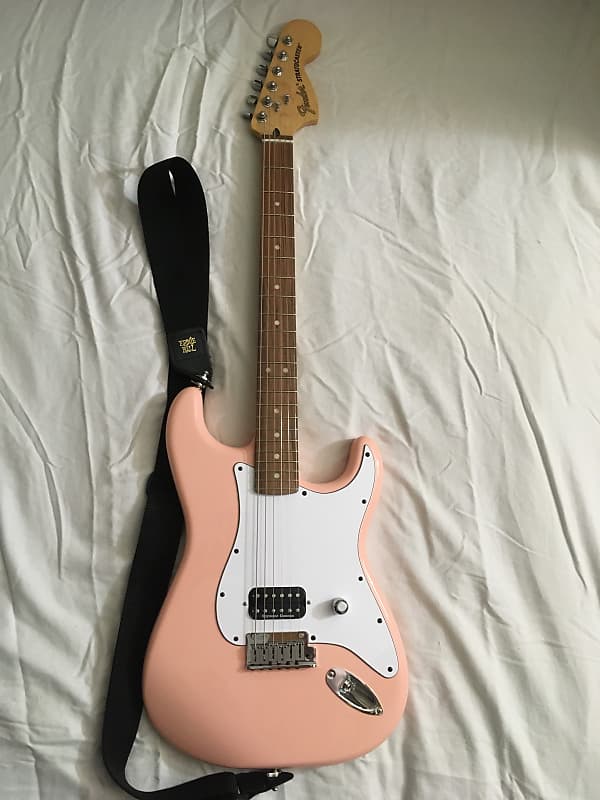 Shell Pink “Tom Delonge Style” Fender Stratocaster / | Reverb