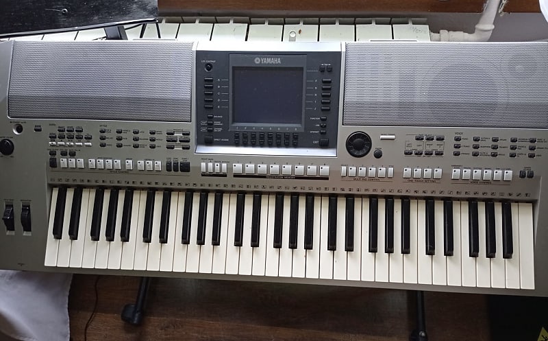 Yamaha PSR S700 keyboard Workstation | Reverb