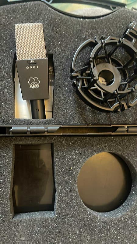 AKG C414 B-ULS | Reverb