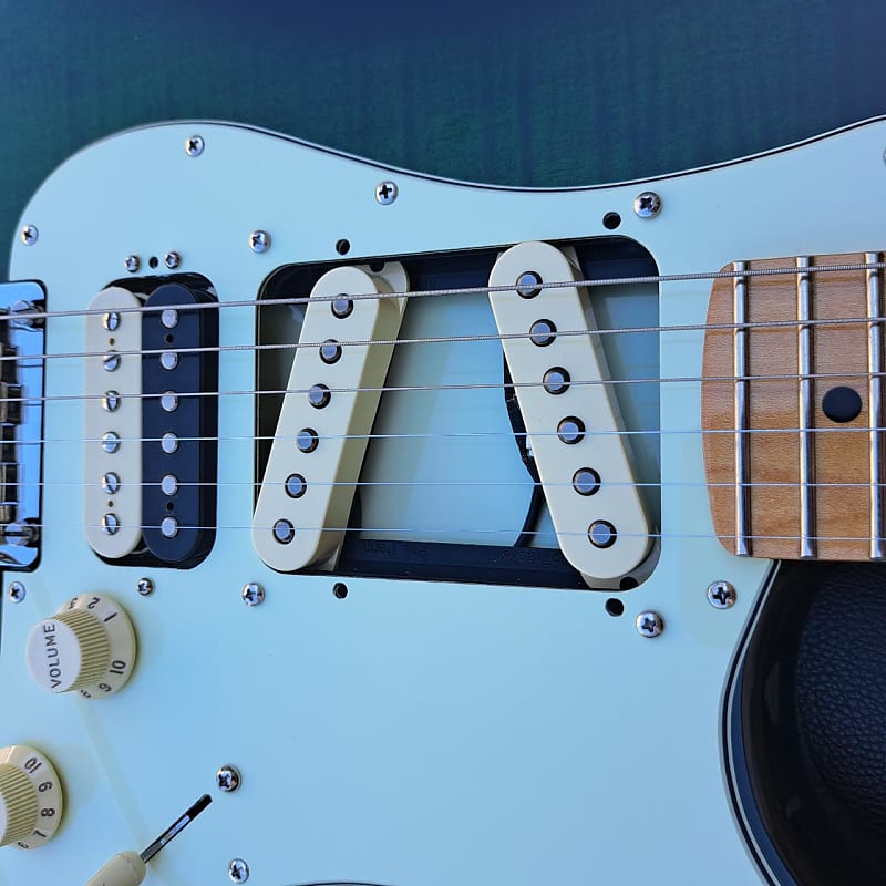 NEW! PupTracks™ [96mm Black] Float your guitar pickups | Reverb UK