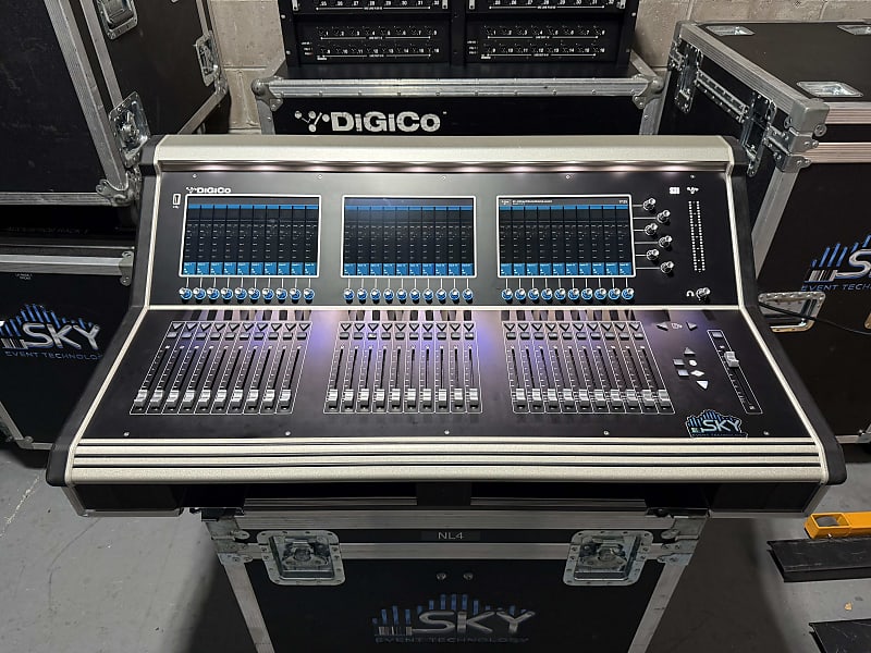 DiGiCo S31 w/ D-Rack 32x16 | Reverb