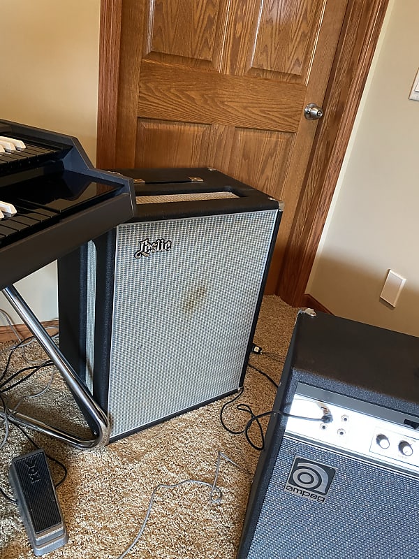 Leslie Model 16 1970 black | Reverb