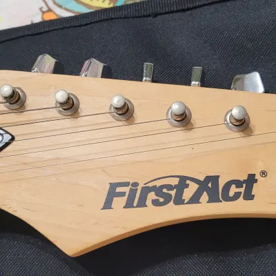First Act Strat ME301 Black | Reverb