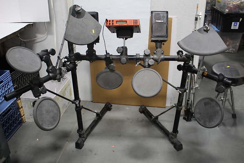 Yamaha DTXpress Electric Drum Set with Roland V Drums PM-3 | Reverb