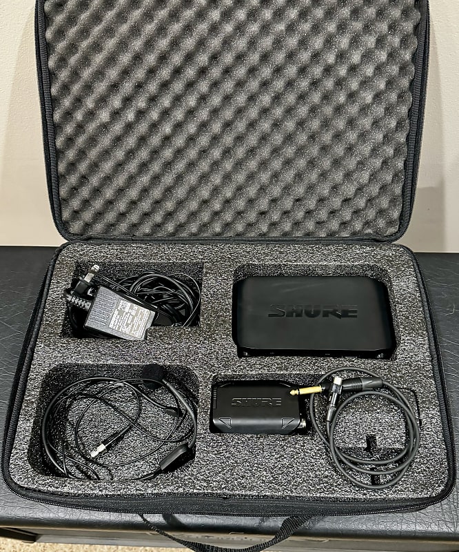 Shure GLXD4 Wireless Headset Microphone / Guitar System - | Reverb